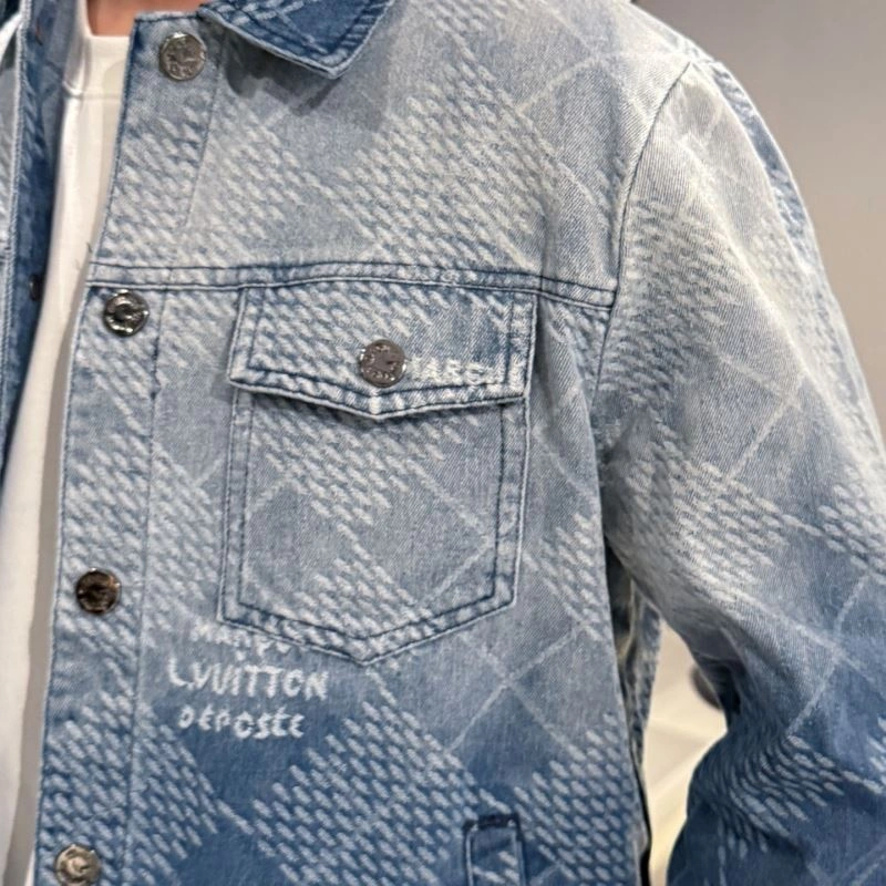 Top mirror Louis Vuitton Outwear