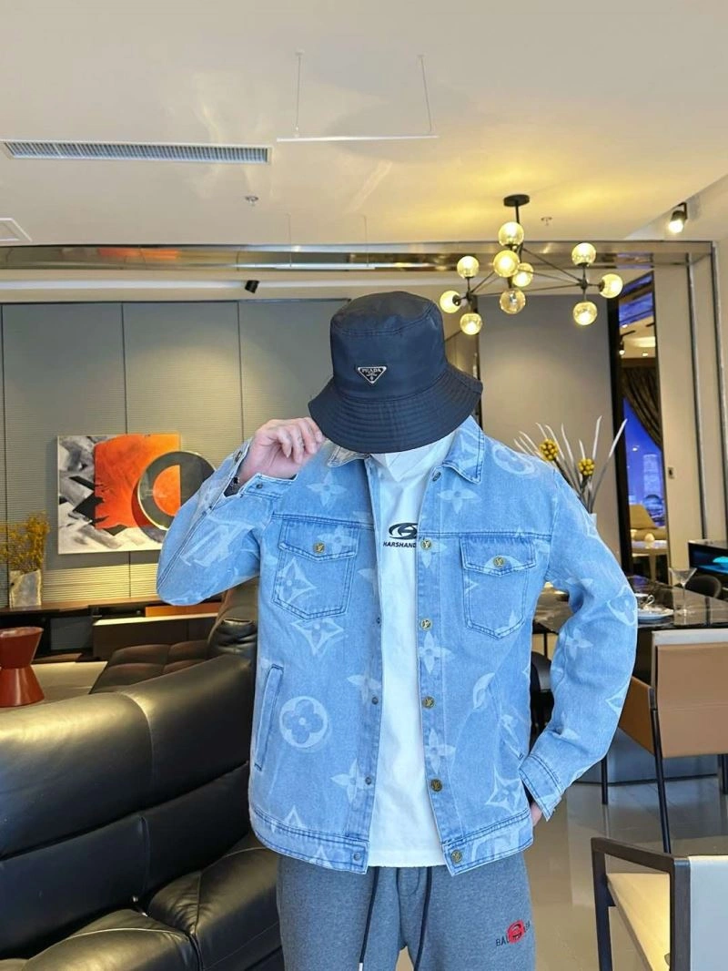 Legit Louis Vuitton Outwear