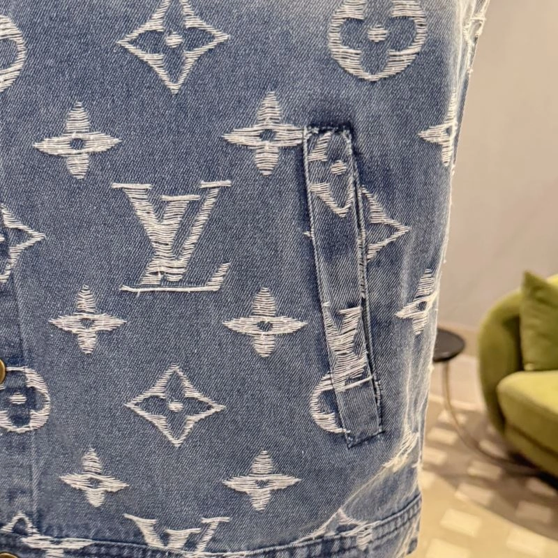 Reasonably priced Louis Vuitton Outwear