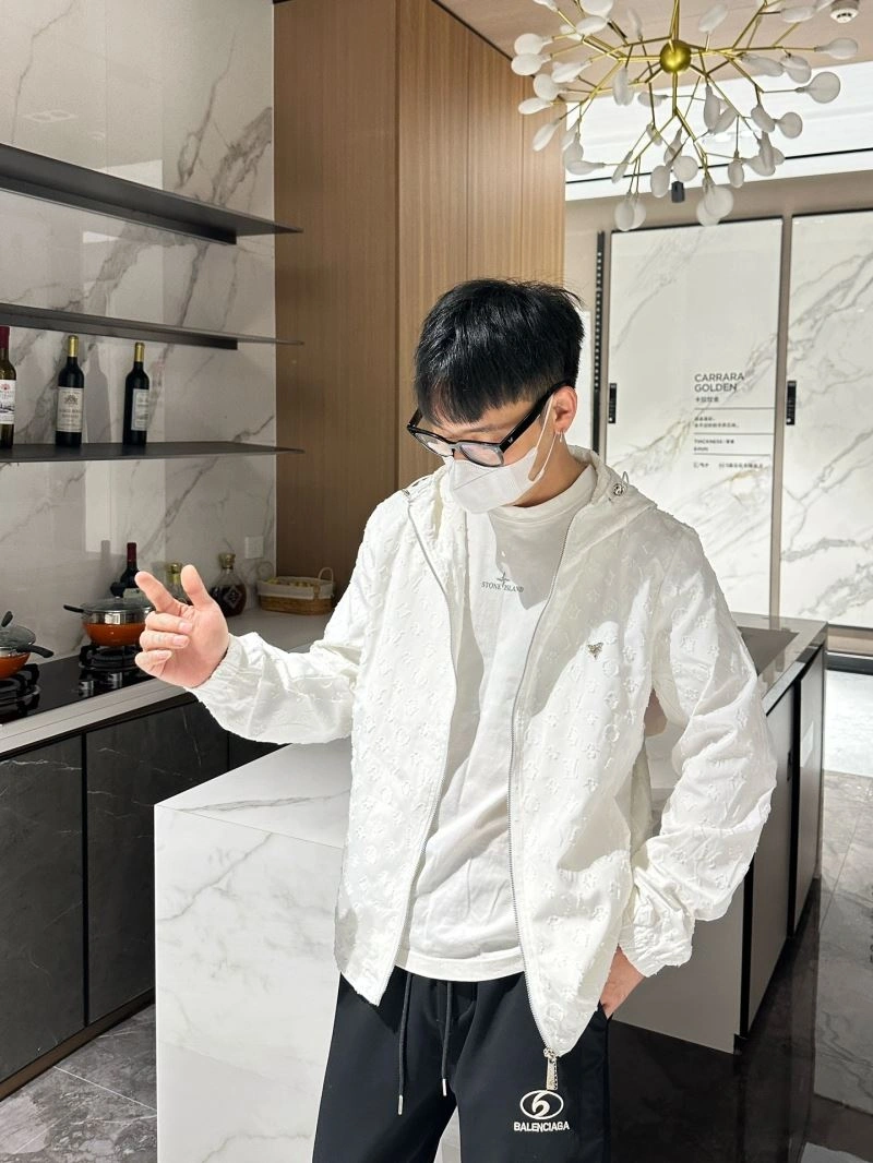 Discounted Louis Vuitton Outwear