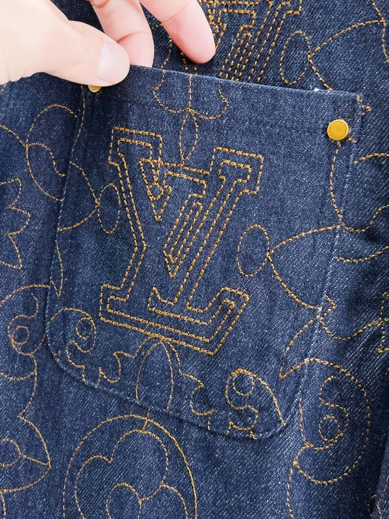 Inexpensive Louis Vuitton Outwear
