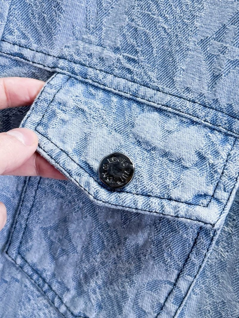 Exact replica Louis Vuitton Outwear