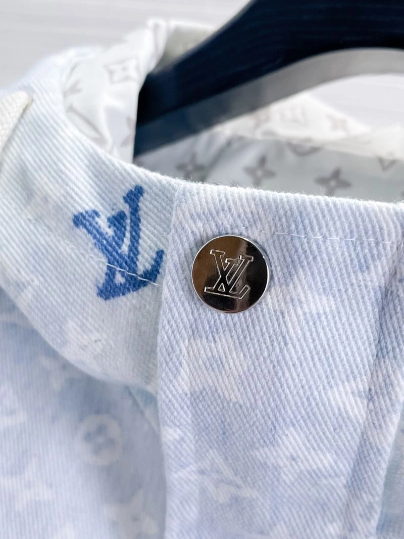 High accuracy Louis Vuitton Outwear