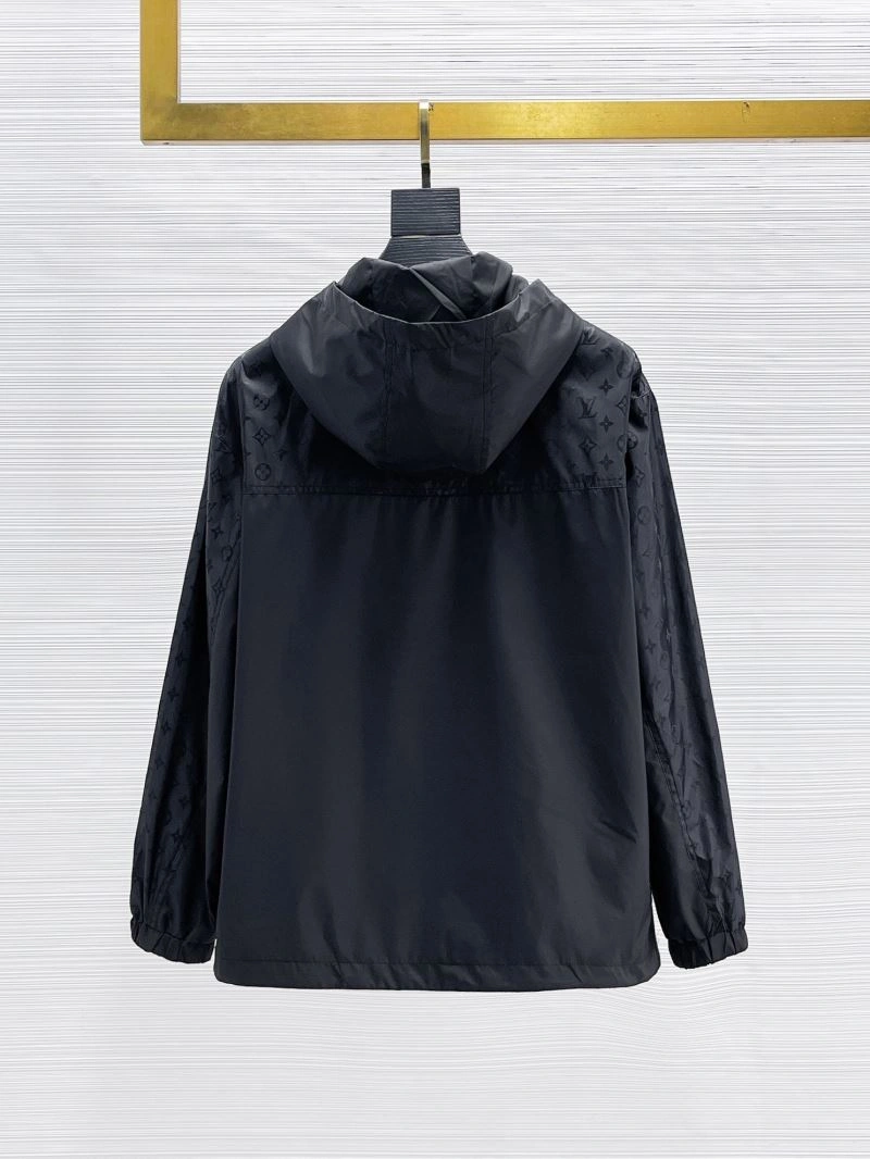 High accuracy Louis Vuitton Outwear