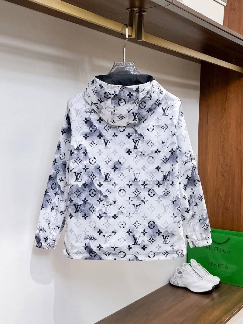 Exact replica Louis Vuitton Outwear