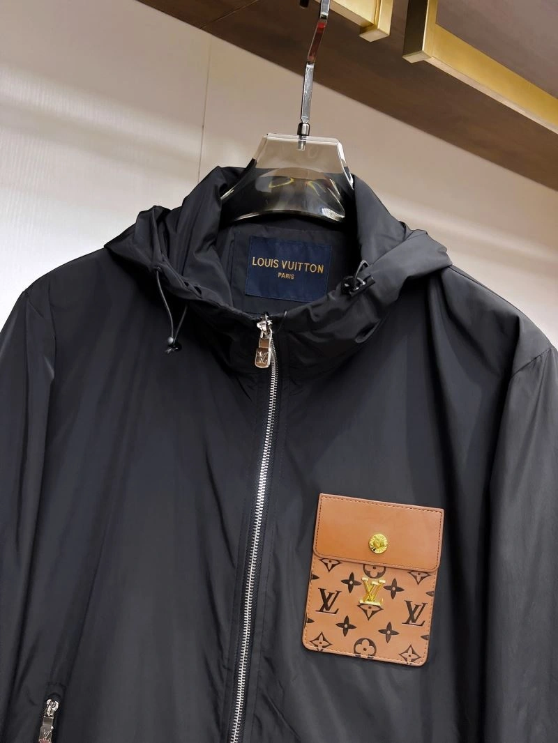 Top match Louis Vuitton Outwear