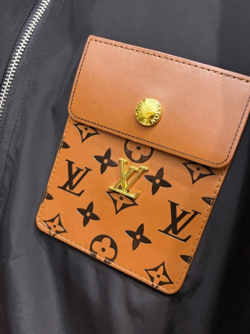 Top match Louis Vuitton Outwear