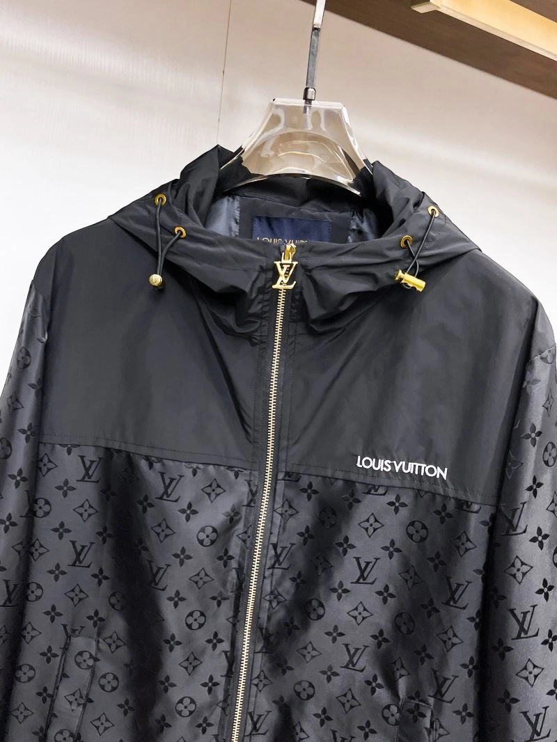Exact replica Louis Vuitton Outwear