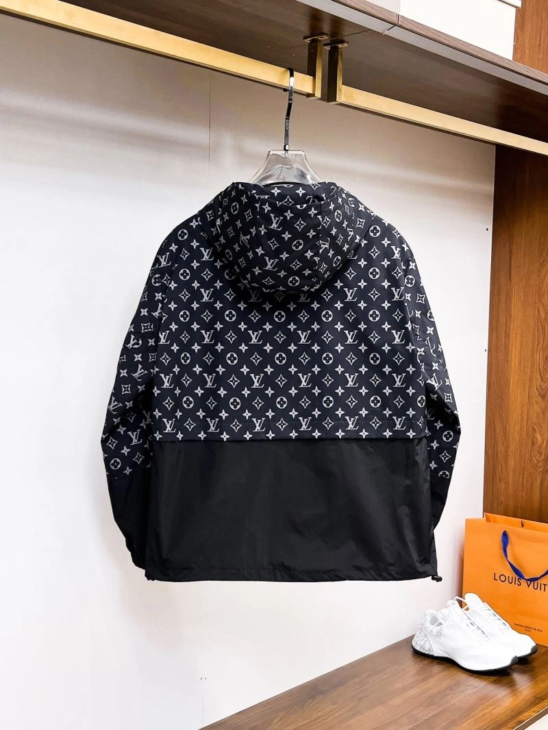 Legit Louis Vuitton Outwear