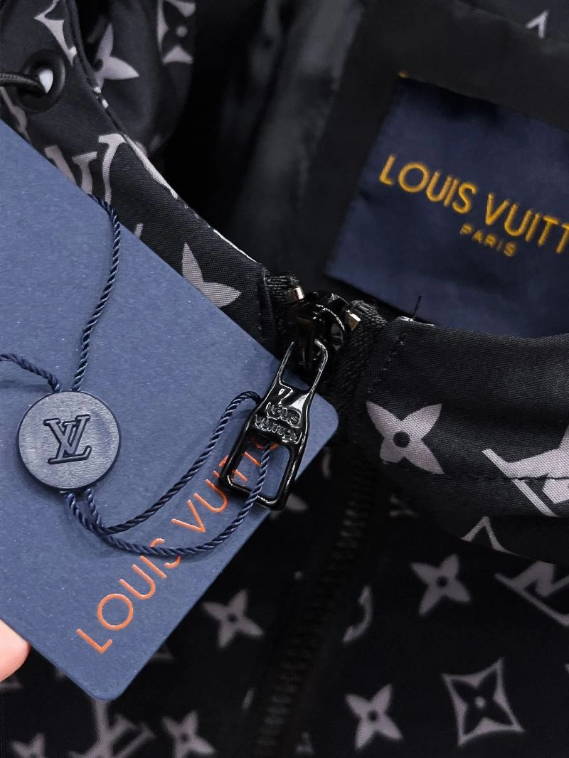 Legit Louis Vuitton Outwear
