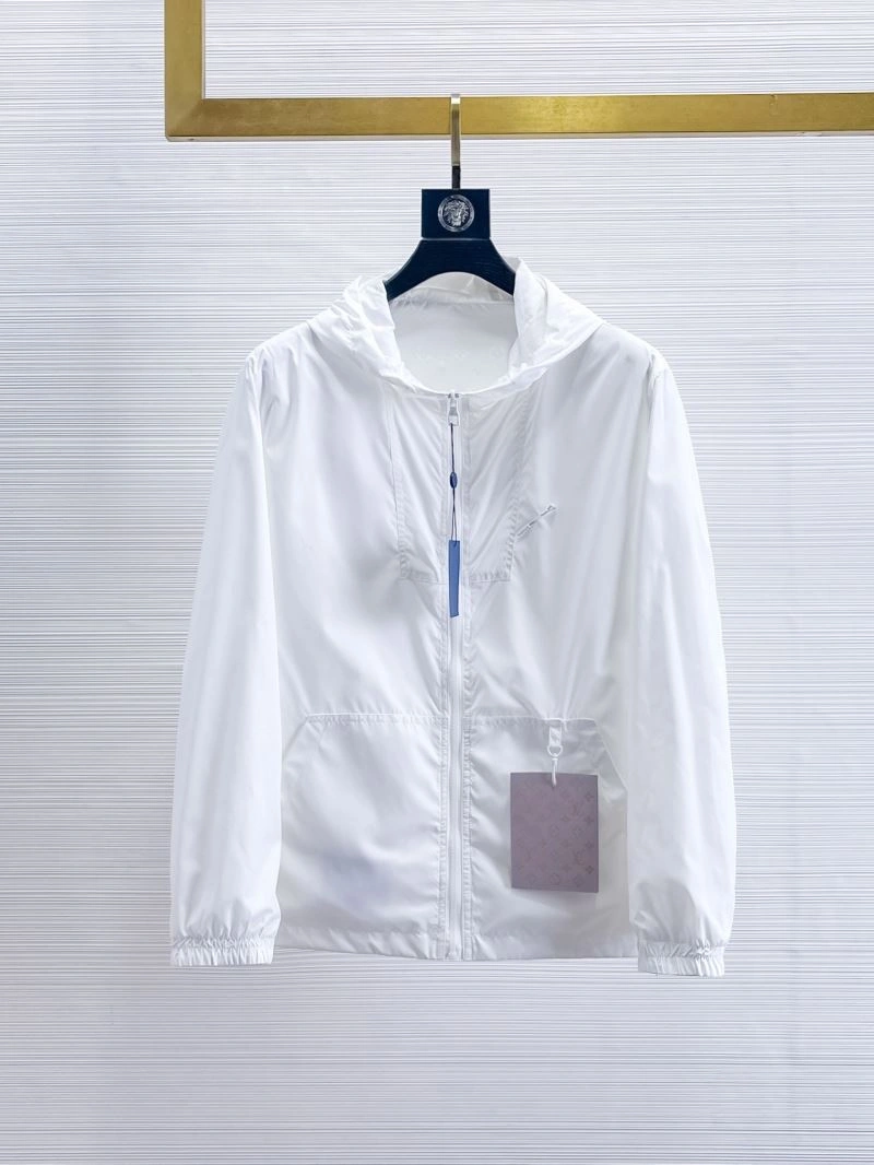 Accurate model Louis Vuitton Outwear