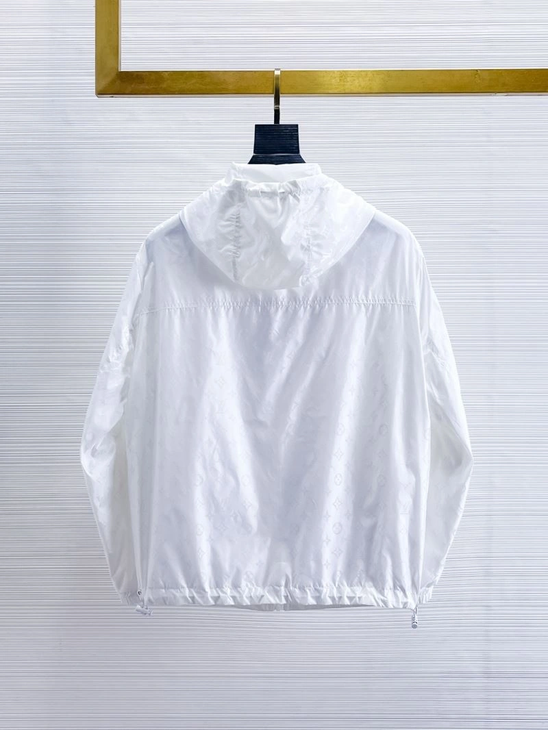 Accurate model Louis Vuitton Outwear