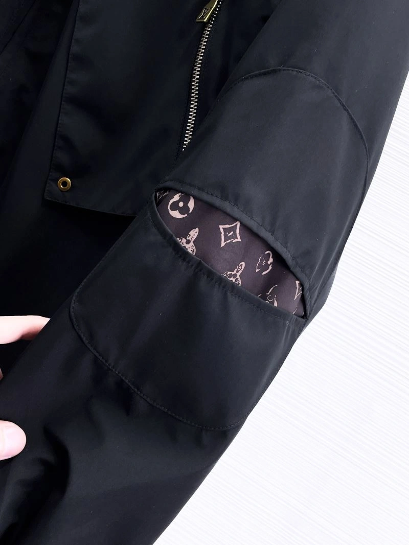 Real Louis Vuitton Outwear