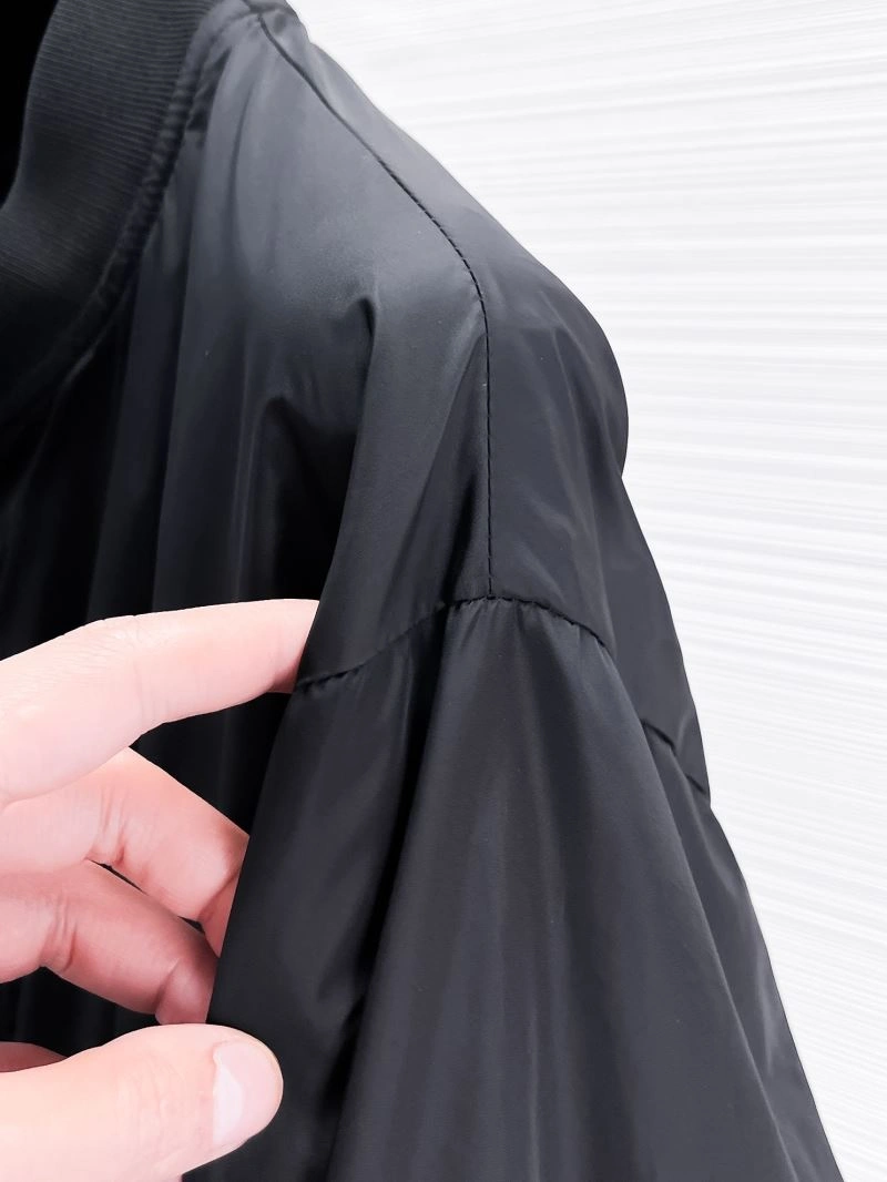 Legit Louis Vuitton Outwear