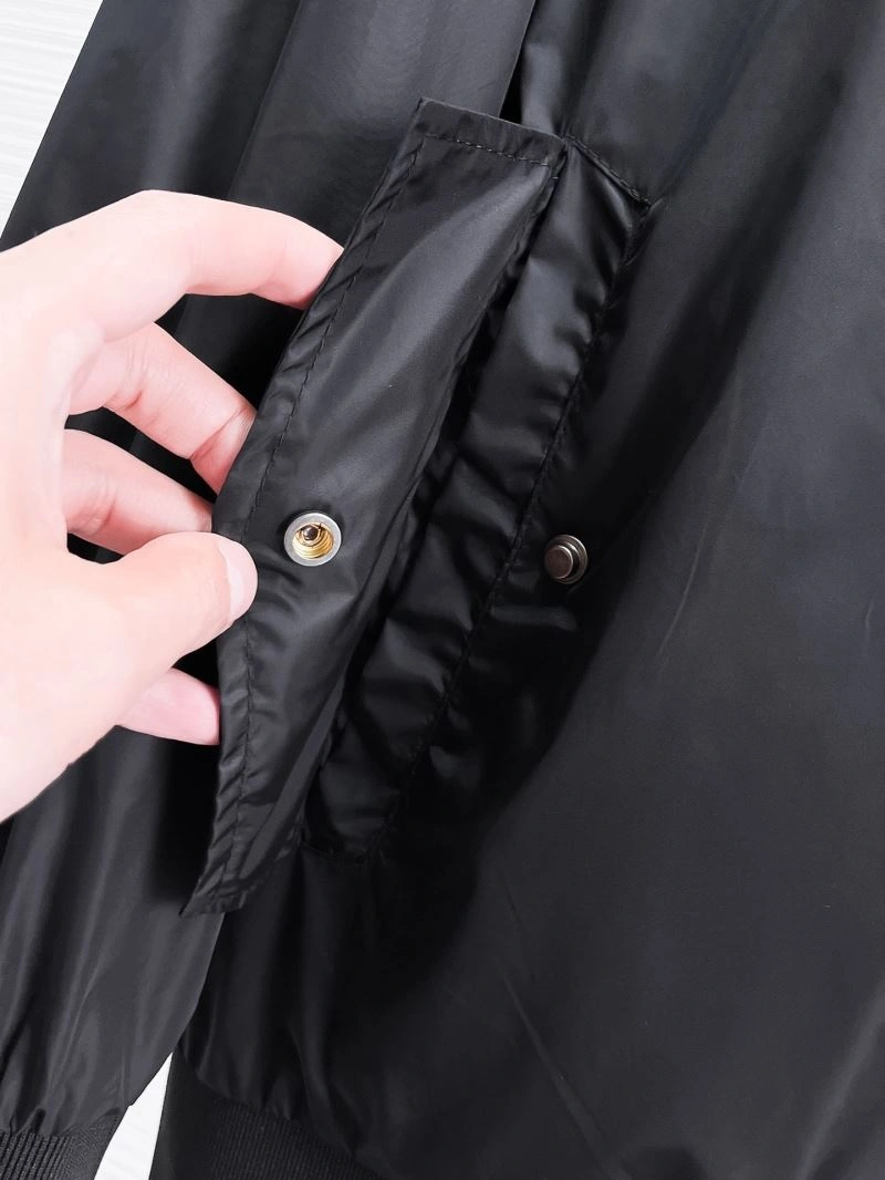 Legit Louis Vuitton Outwear