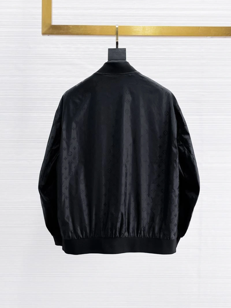 Legit Louis Vuitton Outwear