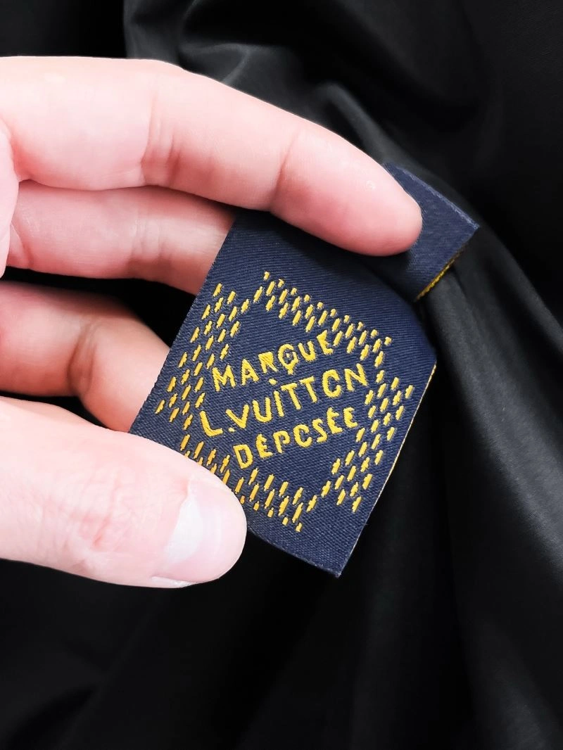 High accuracy Louis Vuitton Outwear
