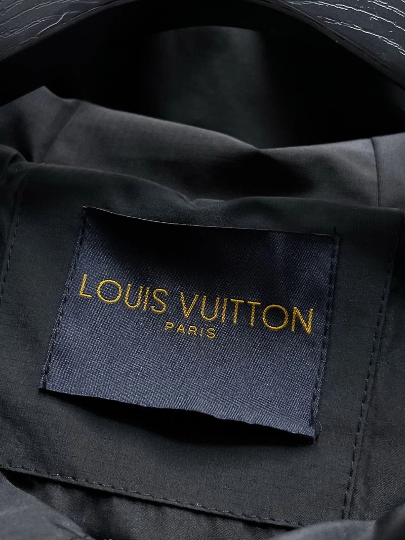 High accuracy Louis Vuitton Outwear