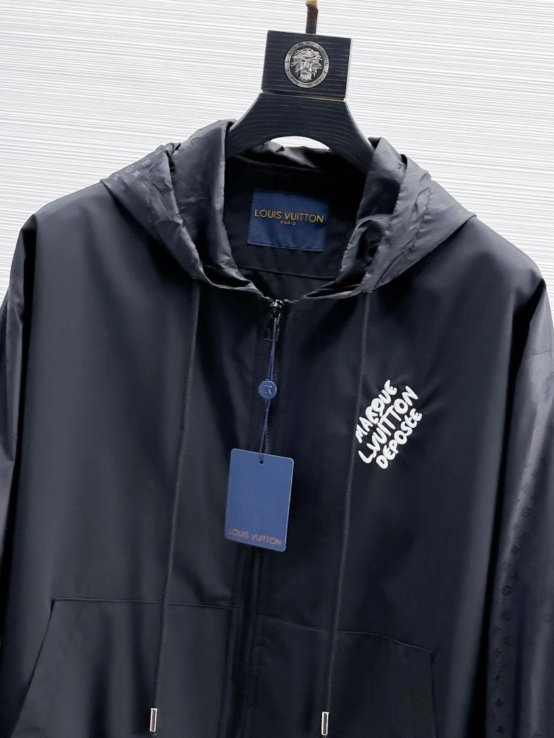 Official Louis Vuitton Outwear
