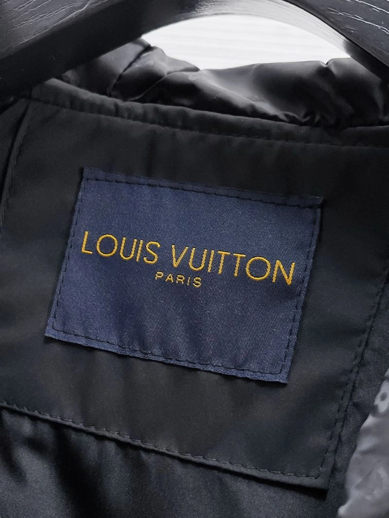 Official Louis Vuitton Outwear