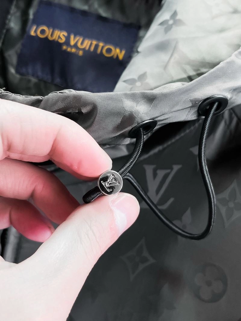 Bargain Louis Vuitton Outwear