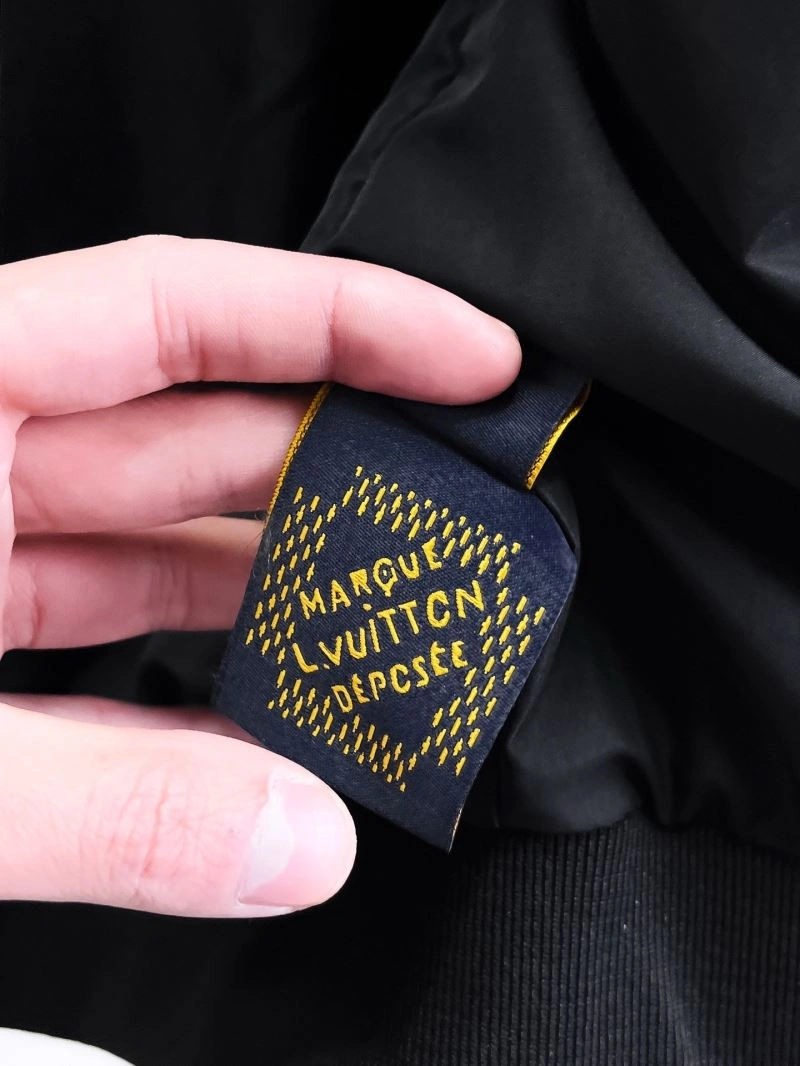 Bargain Louis Vuitton Outwear