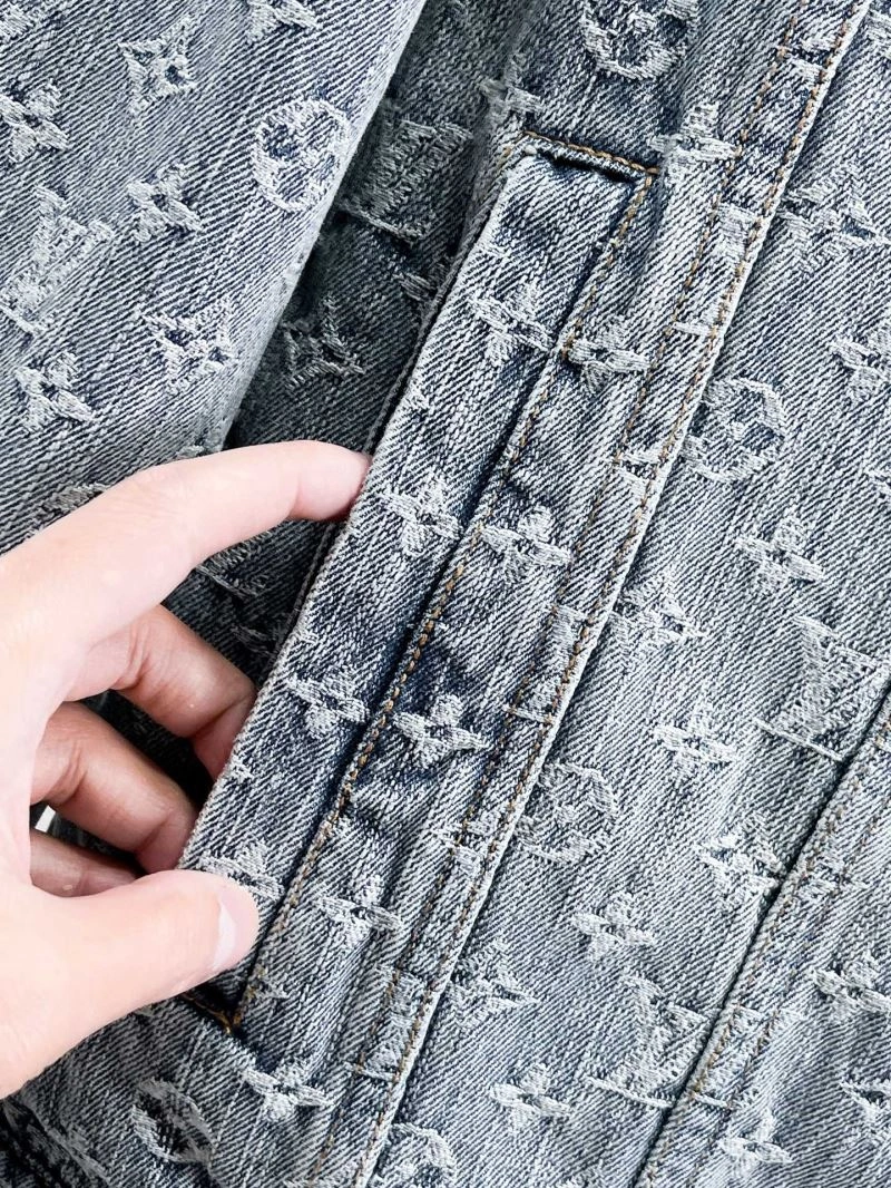 High accuracy Louis Vuitton Outwear