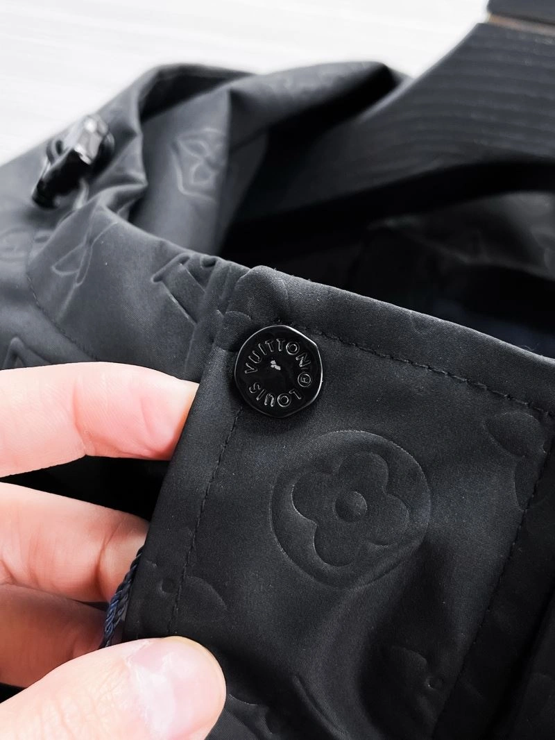 Legit Louis Vuitton Outwear