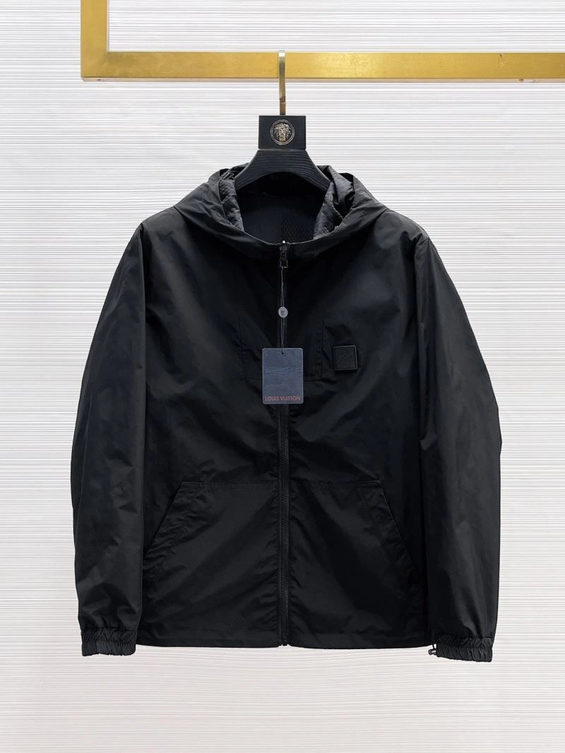 Accurate model Louis Vuitton Outwear