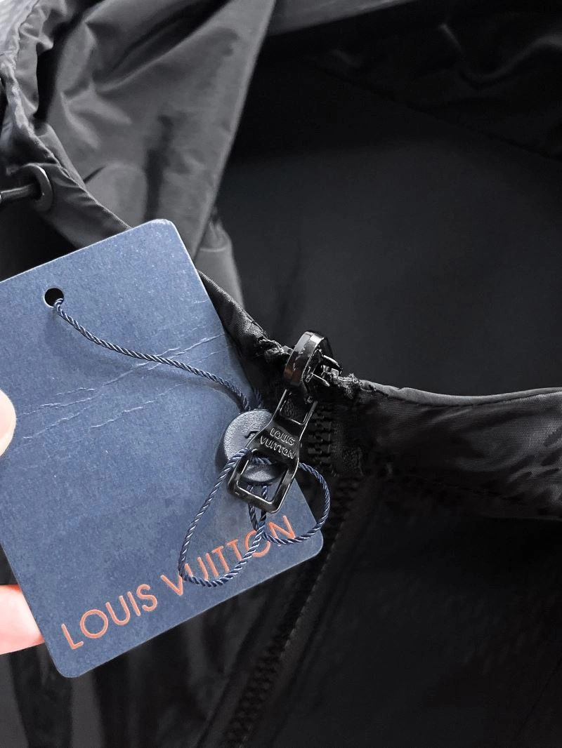 Accurate model Louis Vuitton Outwear
