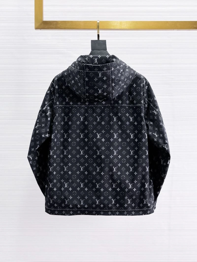 Legit Louis Vuitton Outwear