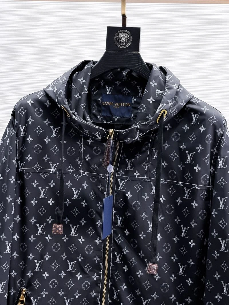 Legit Louis Vuitton Outwear