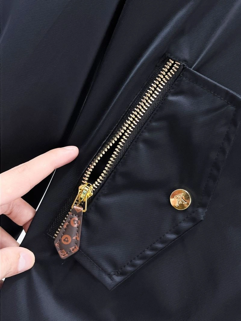 Bargain Louis Vuitton Outwear