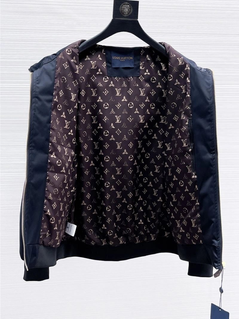 Bargain Louis Vuitton Outwear