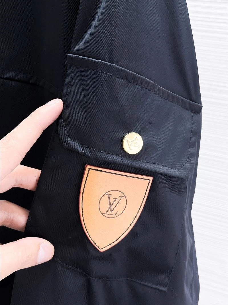 Bargain Louis Vuitton Outwear
