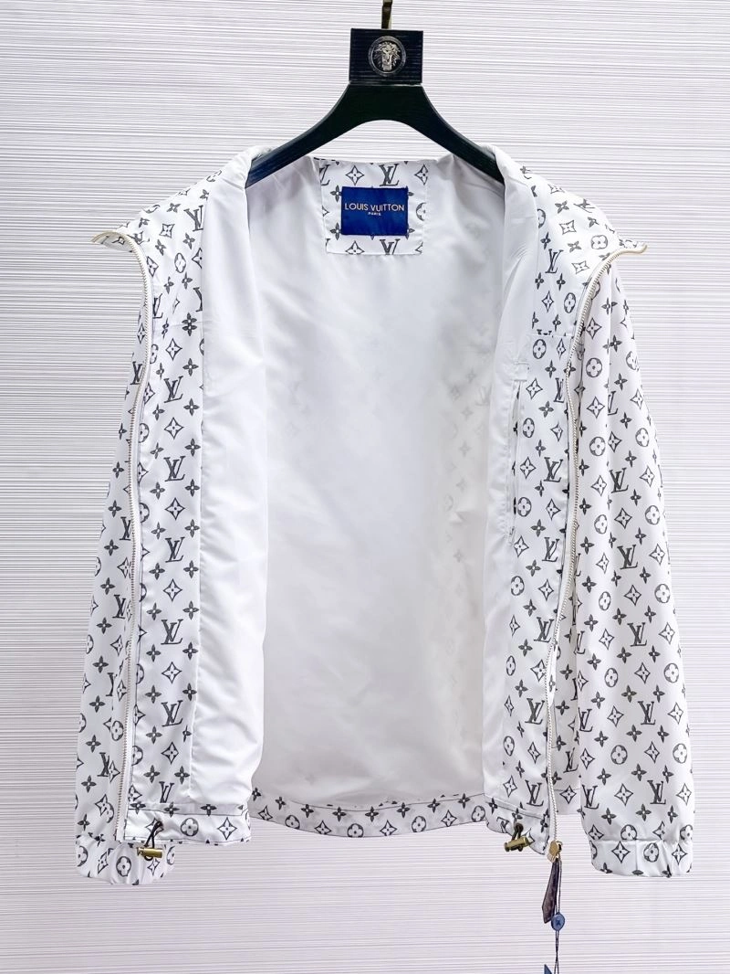 High accuracy Louis Vuitton Outwear