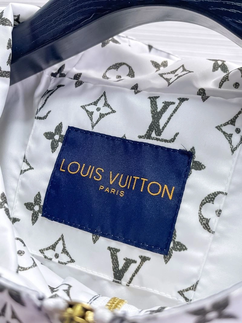 High accuracy Louis Vuitton Outwear