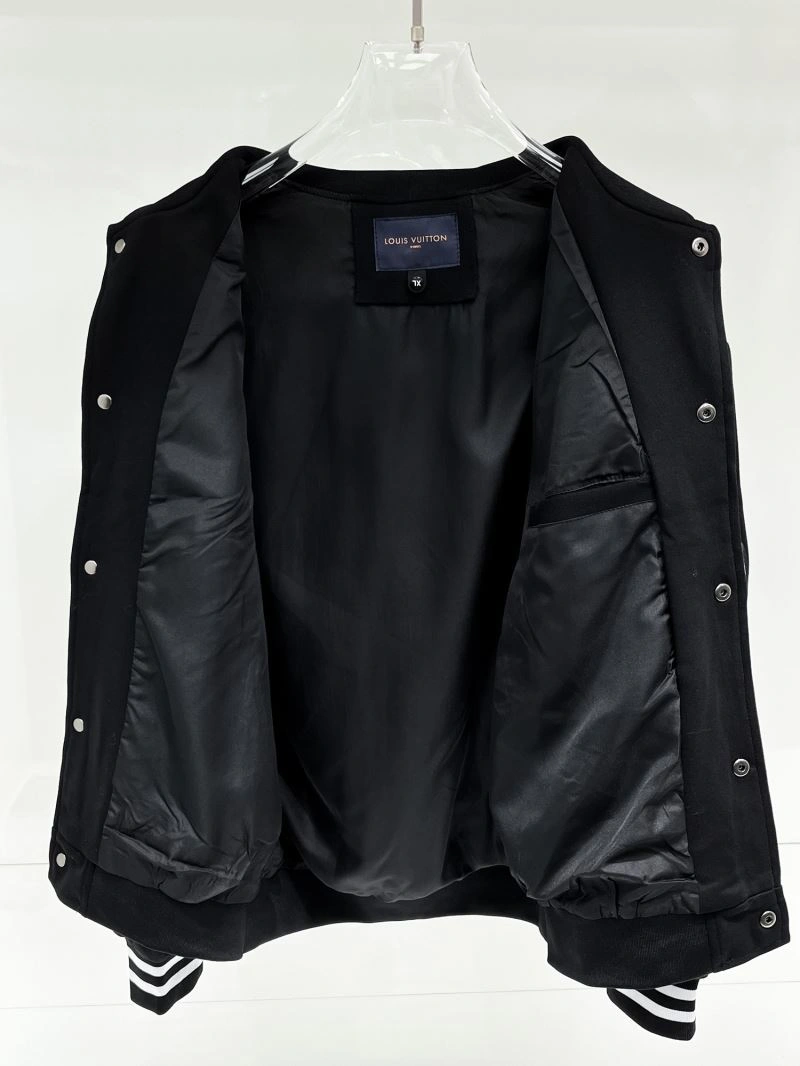 Official Louis Vuitton Outwear