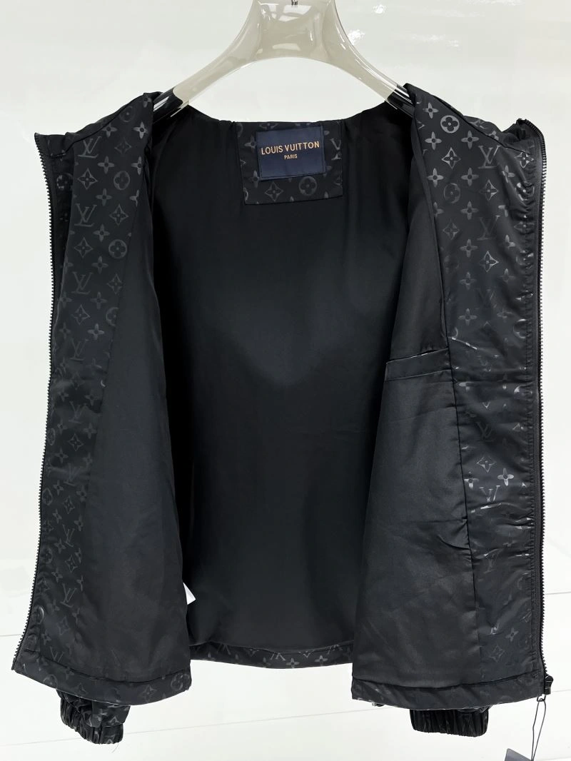 Low-cost Louis Vuitton Outwear