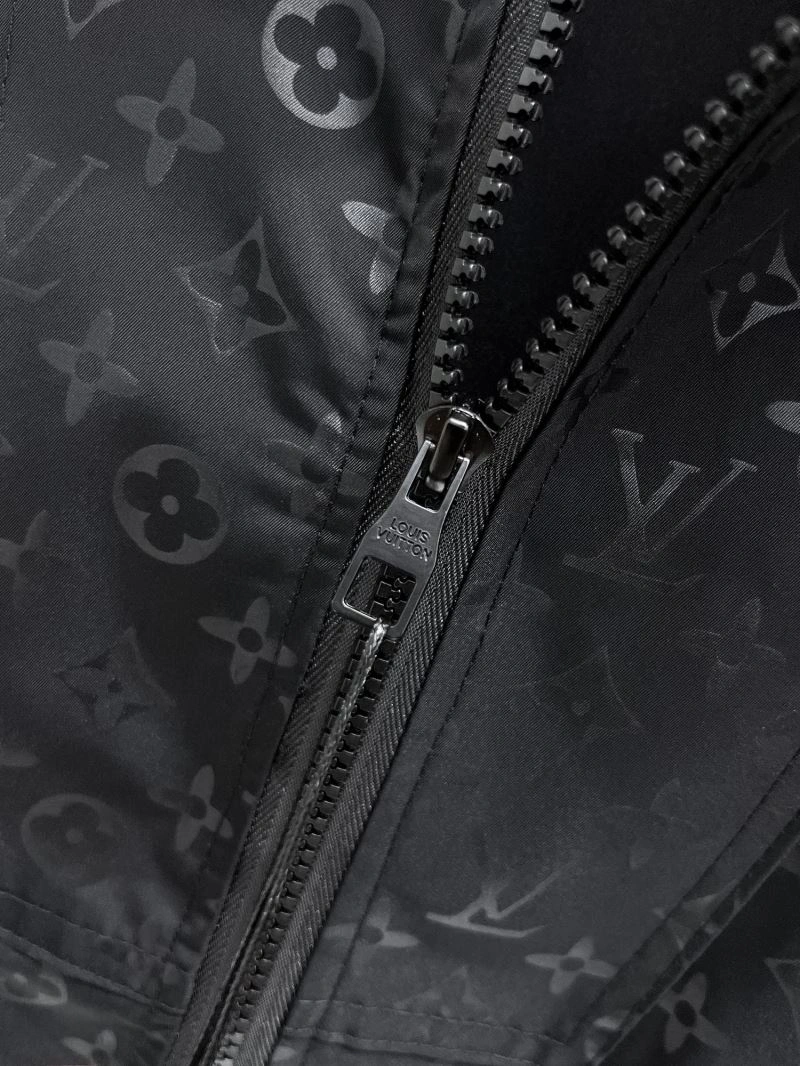 Low-cost Louis Vuitton Outwear