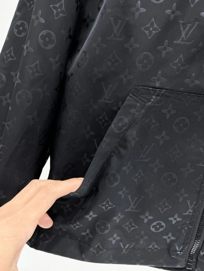 Low-cost Louis Vuitton Outwear