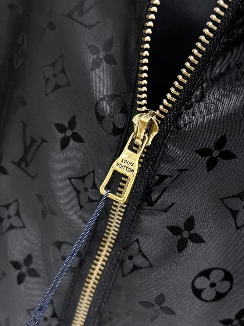 Low-cost Louis Vuitton Outwear