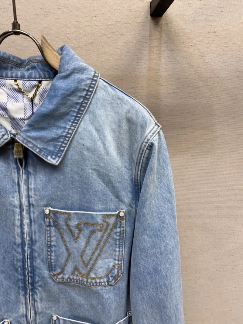 Top mirror Louis Vuitton Outwear