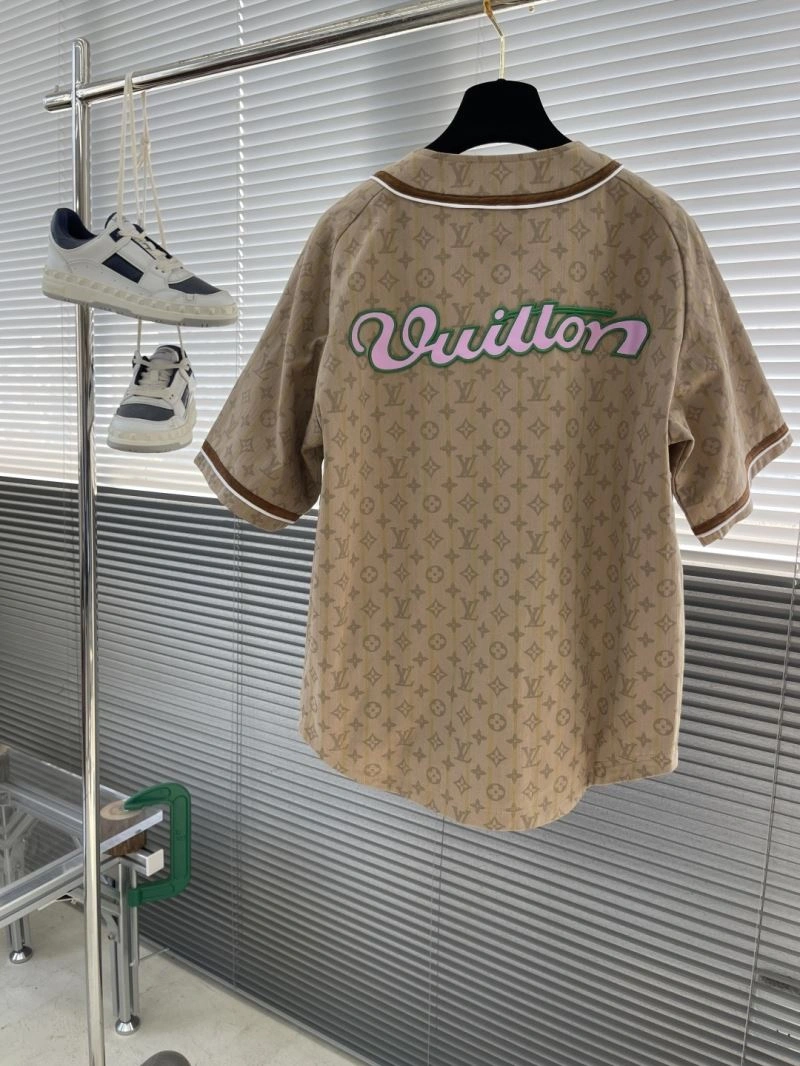 Official Louis Vuitton Outwear