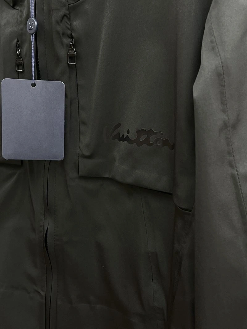Official Louis Vuitton Outwear