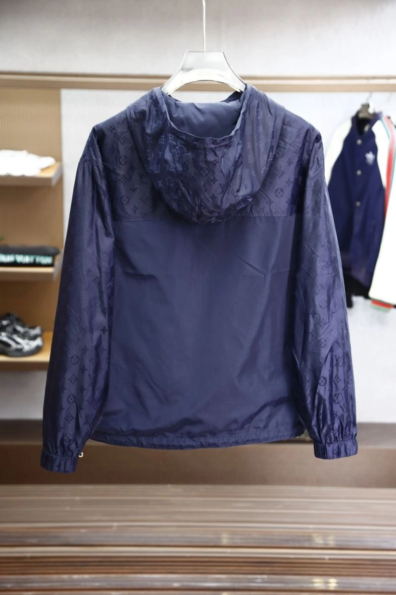 Top match Louis Vuitton Outwear