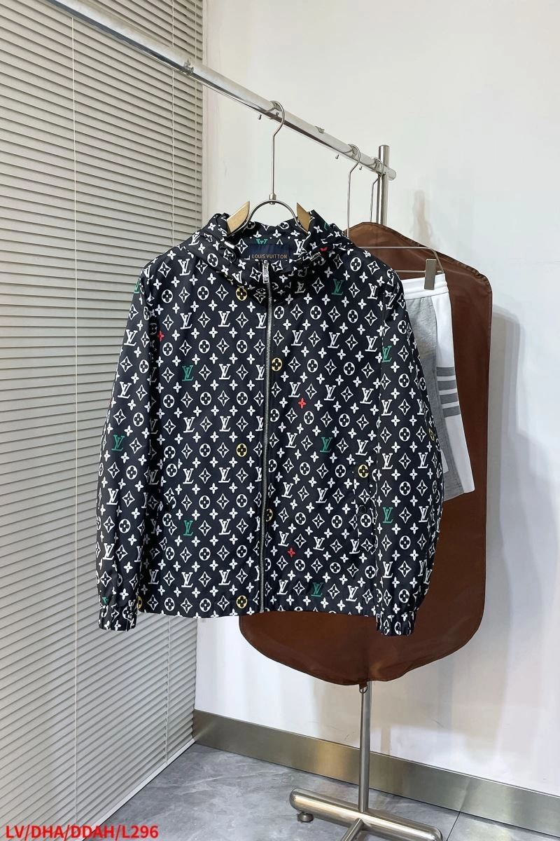 Louis Vuitton Outwear