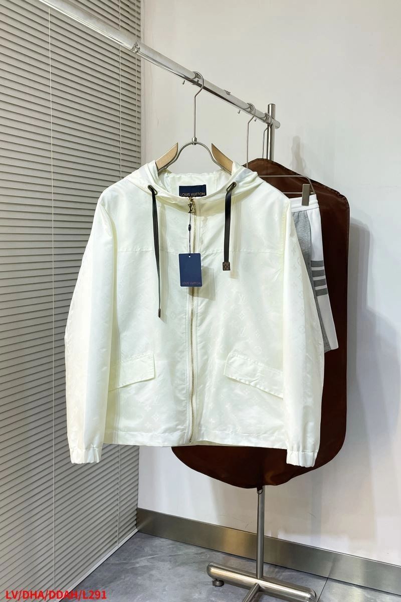 Reasonably priced Louis Vuitton Outwear
