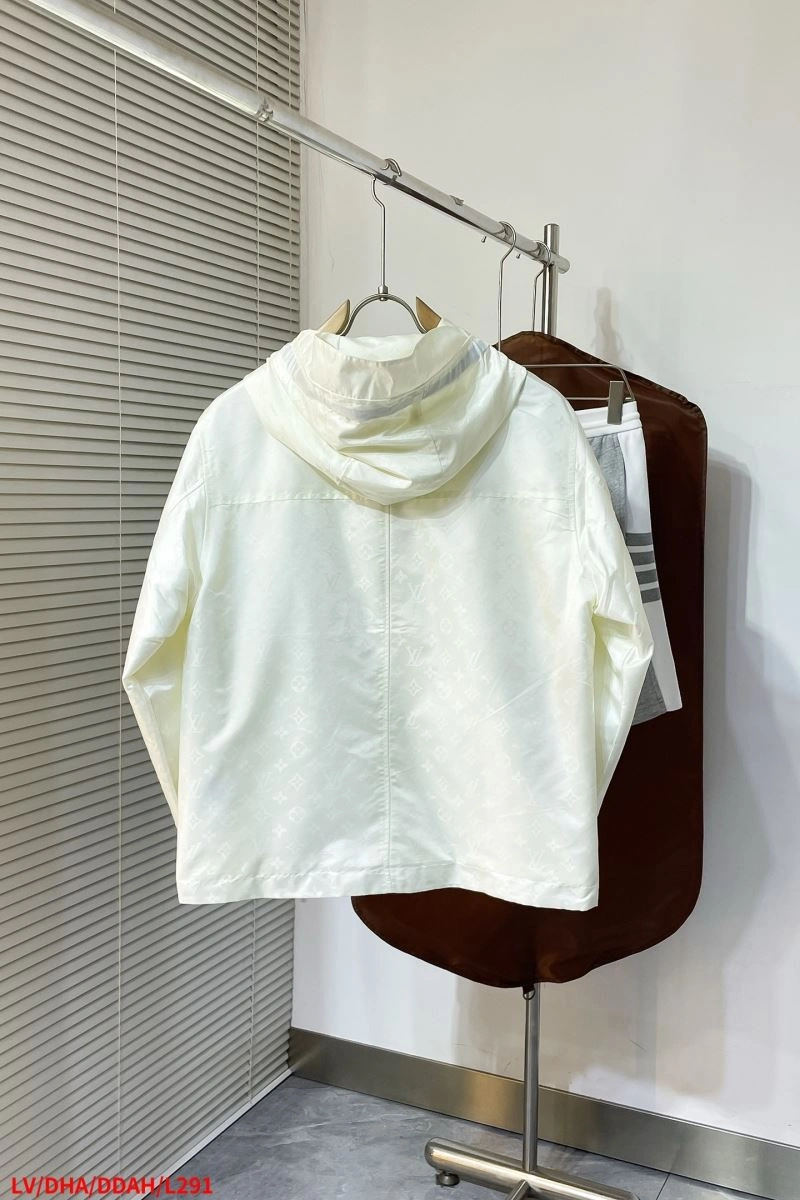 Reasonably priced Louis Vuitton Outwear