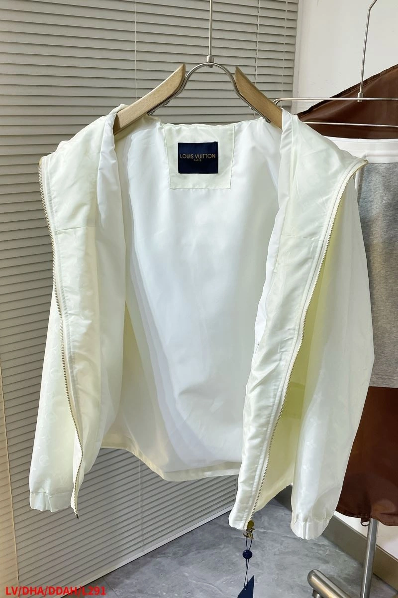 Reasonably priced Louis Vuitton Outwear